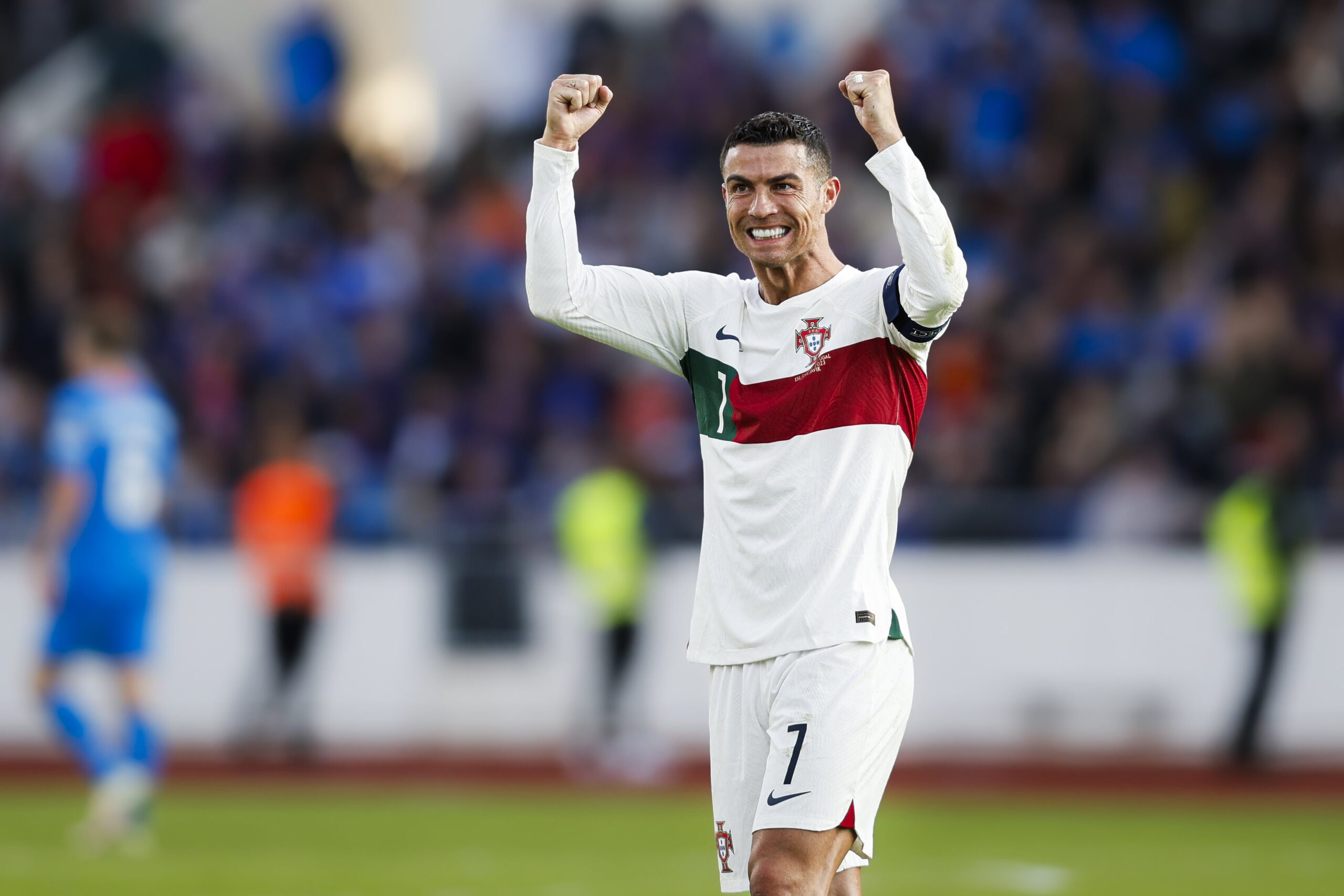 Cristiano Ronaldo faz 2 e garante goleada de Portugal sobre Armênia ...